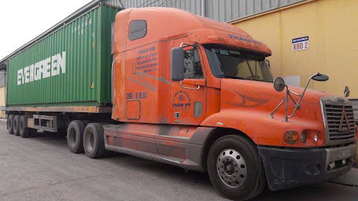 So Sánh Các Loại Xe Container 20 Feet và 40 Feet: Lựa Chọn Nào Phù Hợp ...